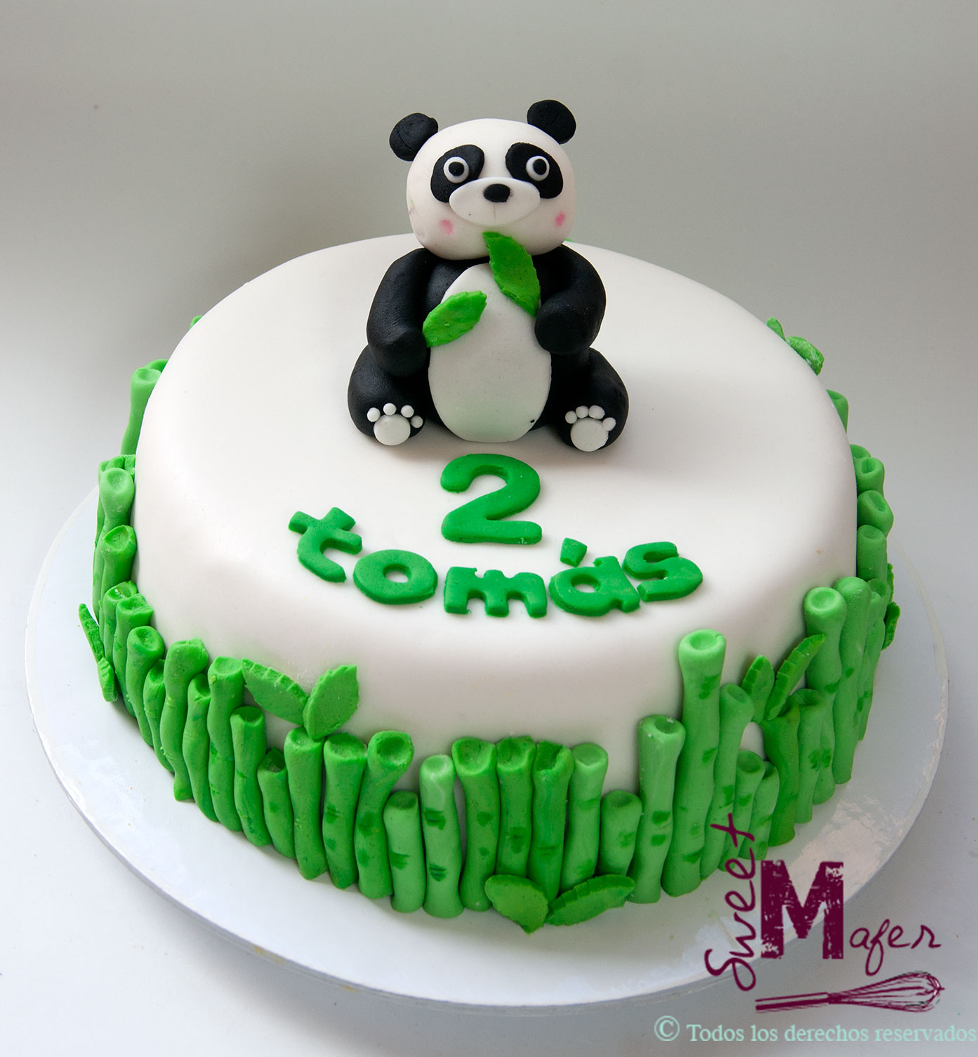torta-panda-y-bambu